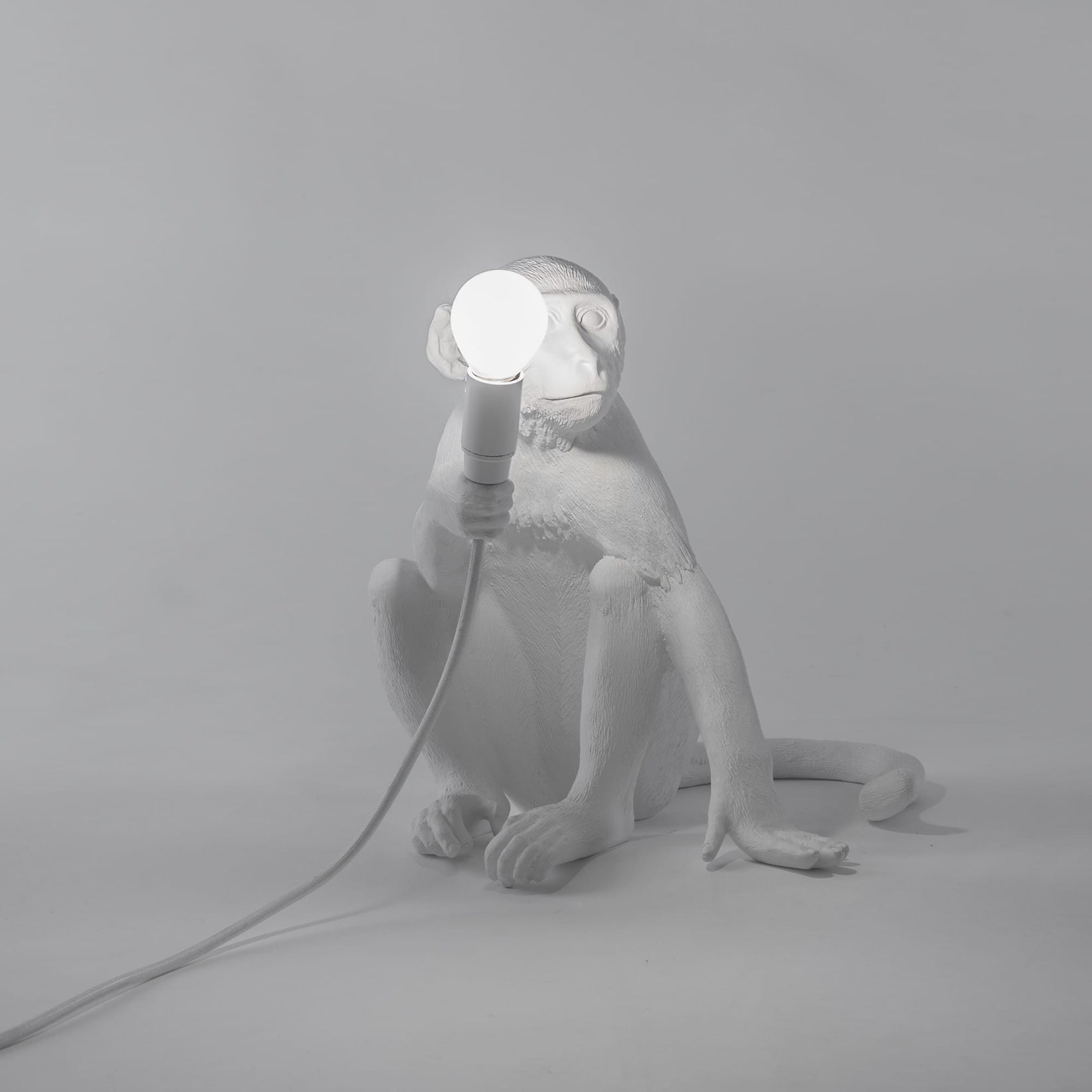 The Monkey Lamp Sitting Version – SELETTI